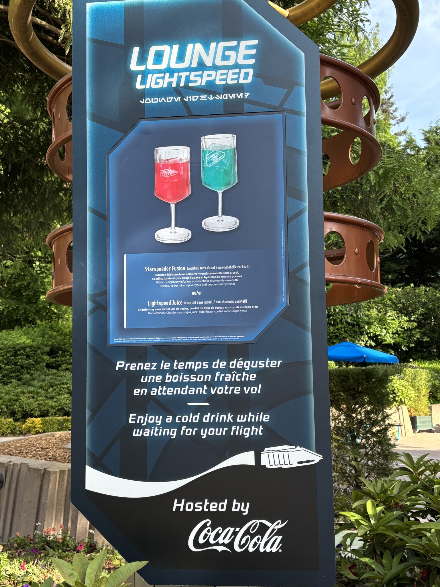 Star Wars Lounge Lightspeed Opens at Disneyland Paris